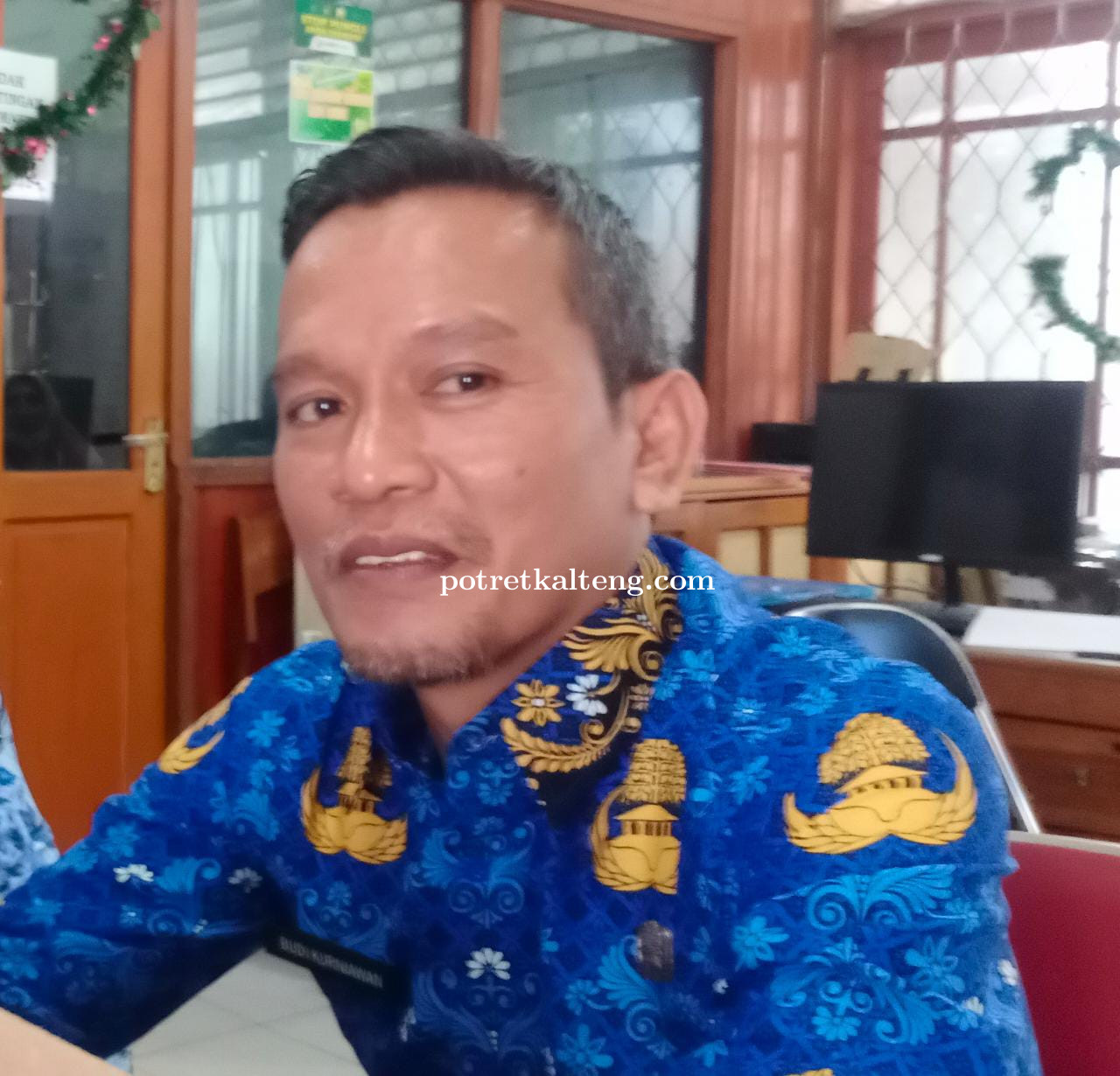 Diduga Menggunakan Ijazah Palsu, Kepala Desa Bumi Rahayu Kini Ditahan ... Diduga Menggunakan Ijazah Palsu, Kepala Desa Bumi Rahayu Kini Ditahan ...